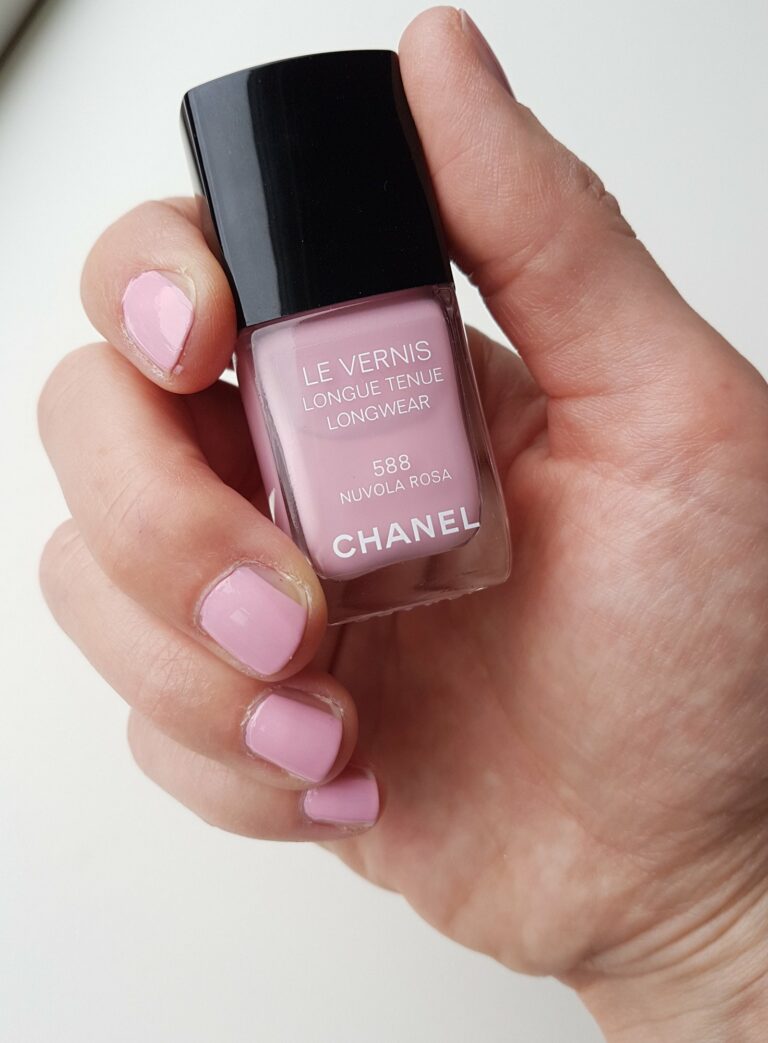 Chanel-Nuvola-Rosa - Pearls&Stripes Blog